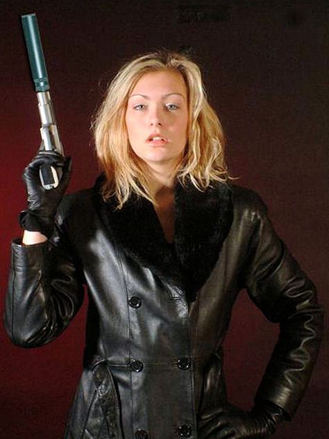 76 Hitwomen Ideas In 2021 Hit Women Girl Guns Women