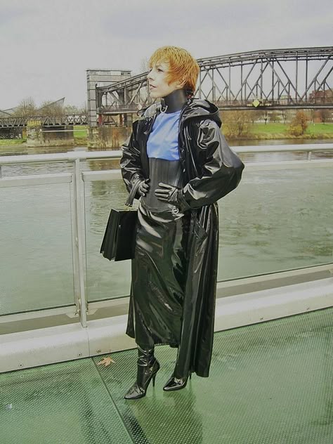 32 Women In Sbr Raincoats Ideas In 2021 Raincoat Rain Wear Rubber Raincoats