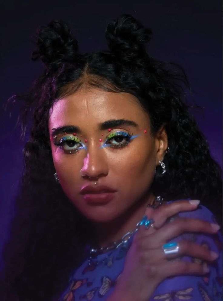 30 Creative Festival Makeup Looks To Match Your Outfit In 2024