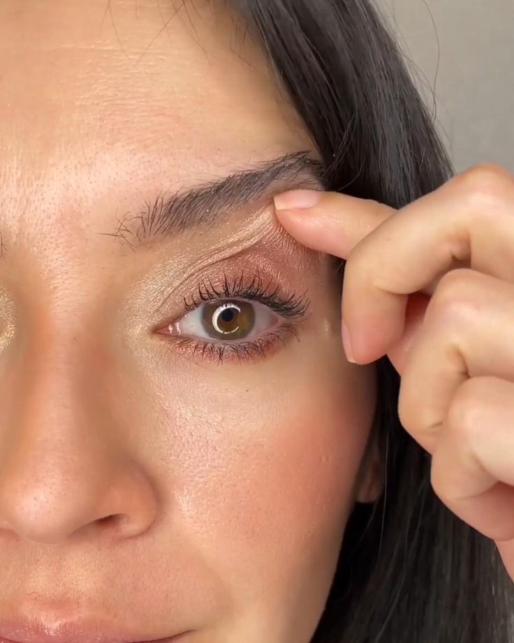 This Is How I Lift My Eyelids To Look 10 Years Younger Video In 2024 Eye Lift Droopy Eyes