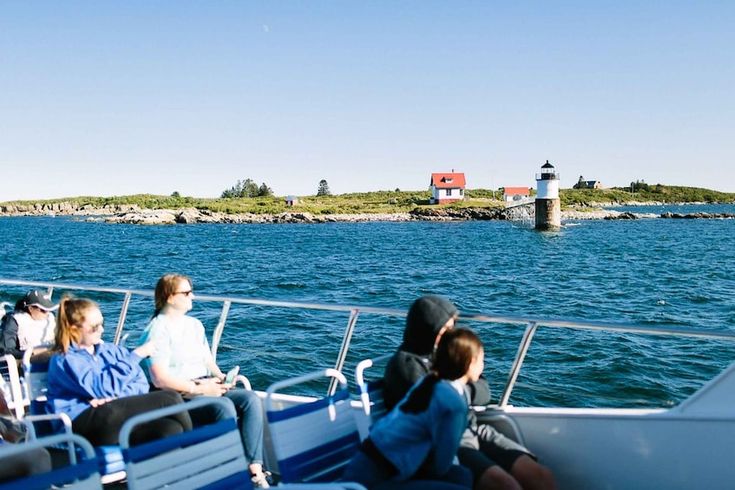Boothbay Harbor Cruise: Discover Lighthouses, Lobster Haul, and Seals Boothbay Harbor Cruise: Discover Lighthouses, Lobster Haul, and Seals