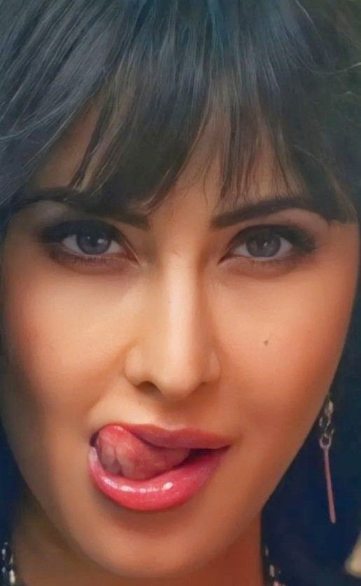 Pin By Kavya Rajput On Love Katrina Kaif Hot Pics Katrina Kaif Photo Beautiful Bollywood Actress