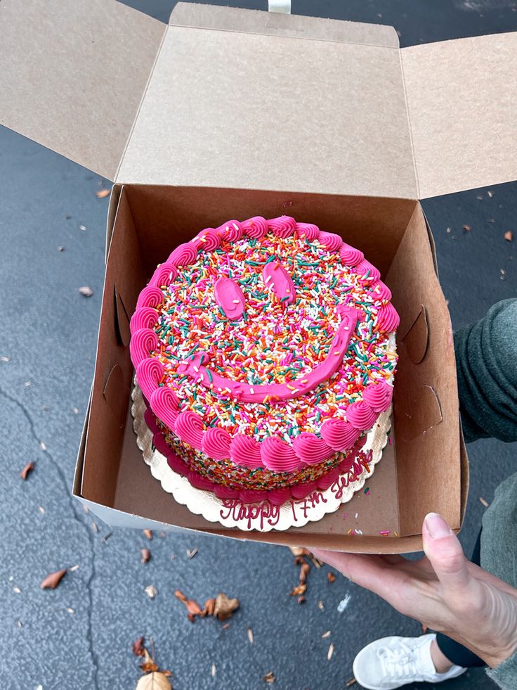 Preppy Birthday Cake Creative Birthday Cakes 14th Birthday Party Ideas Girly Birthday Party