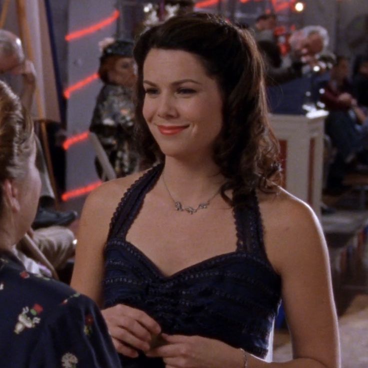 Lorelai Gilmore In 2022 Gilmore Girls Lorelai Gilmore Girls Rory