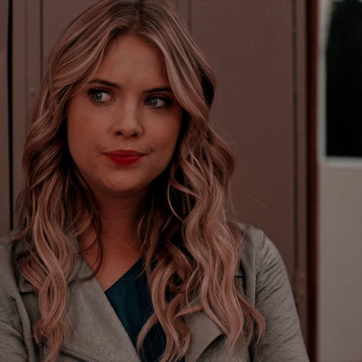 Icons Pretty Little Liars Icon Prettylittleliars Pll Hanna Pretty Little Liars Episodes
