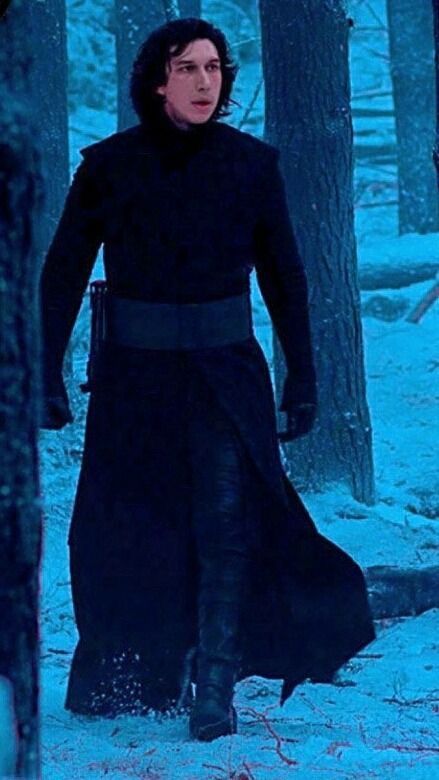 Pin En Kylo Ren He Walks In Beauty Like The Night