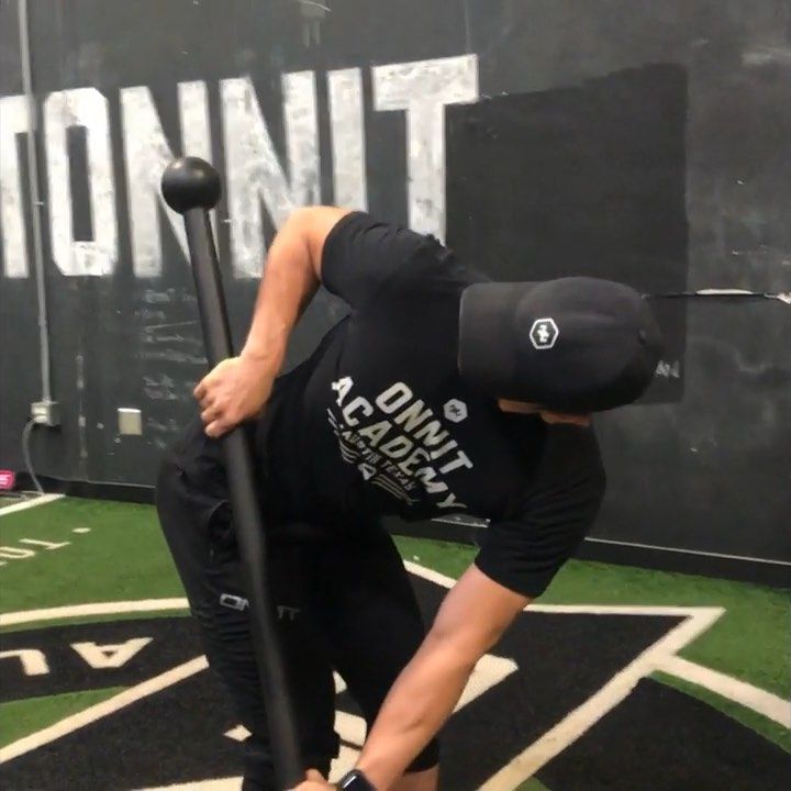 Try Out This Heavy Kettlebell Superset By Primalswoledier Halo To Lateral Squat X 5 Reps Each