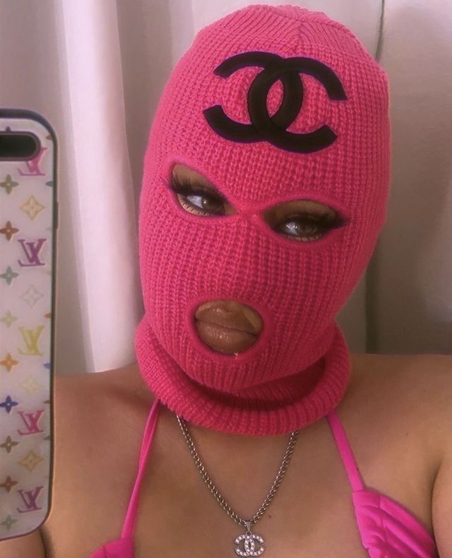 Pin By โ๐น๐๐ธ๐โ ๐ป๐๐ธโคโ On Bad Girls Girl Gang Aesthetic Mask Girl Hood