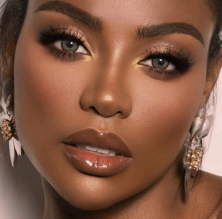 Pin by AK Blog on Melanin Poppin | Gold makeup looks, Wedding makeup ... Pin by AK Blog on Melanin Poppin | Gold makeup looks, Wedding makeup ...
