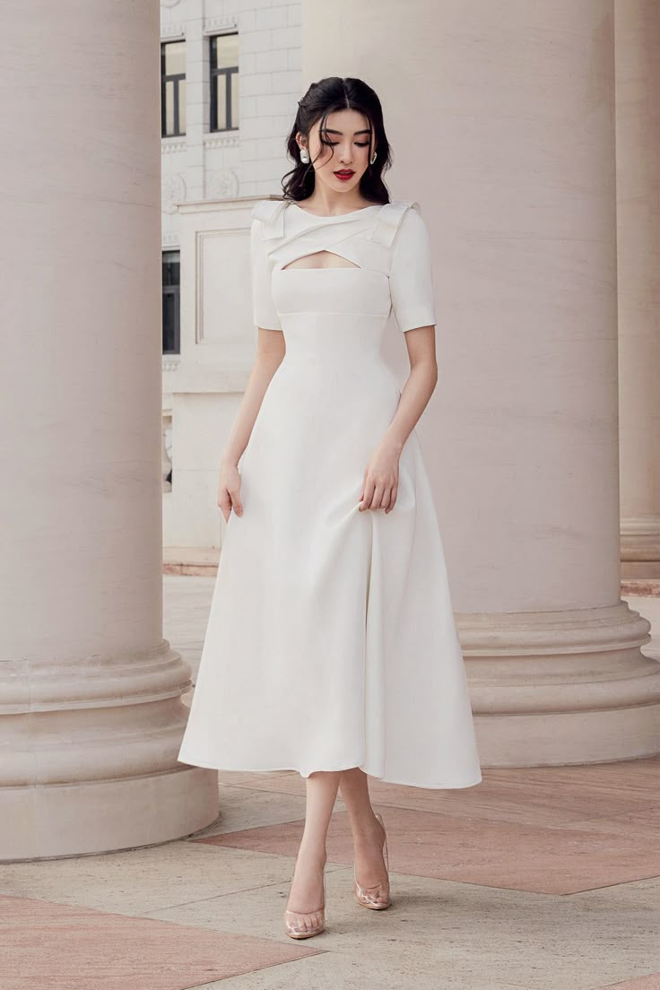 Classy Outfits Elegant Midi Dresses Pretty Dresses Elegant White Dress Grad Dresses Wedding