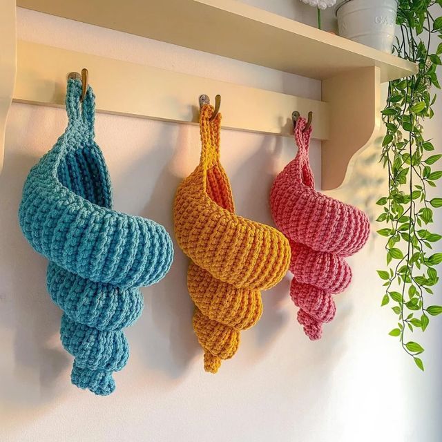 Macrame Weaving Crochet Fiberart Supplies On Instagram Work Of Yarnandrainbows