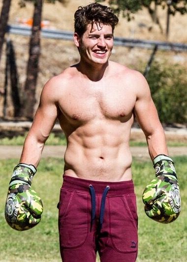Gregg Sulkin Shirtless Faking It