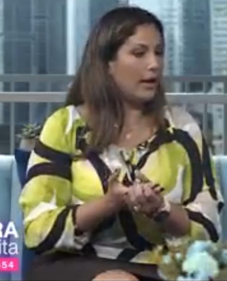 Dra Silvia Sanchez Del Campo In 2022 80s Style