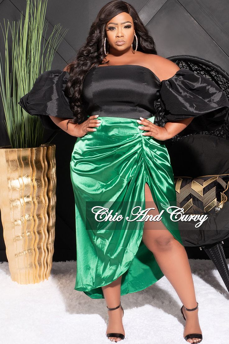 Polyester 95 Spandex 5 Model Is Wearing 1x Curvy Designs Chic And Curvy Ruched Skirt