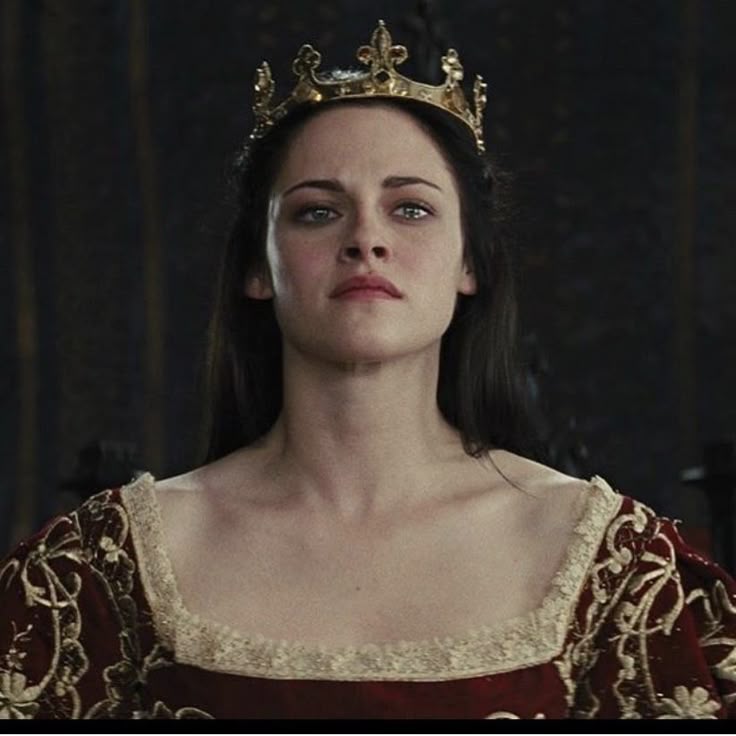 Goth Princess Portrait Kristen Stewart