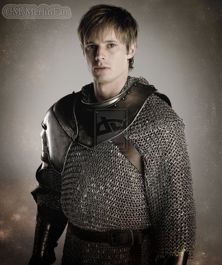 Arthur Pendragon By Magicalpicturemaker On Deviantart Bradley James Arthur Pendragon King