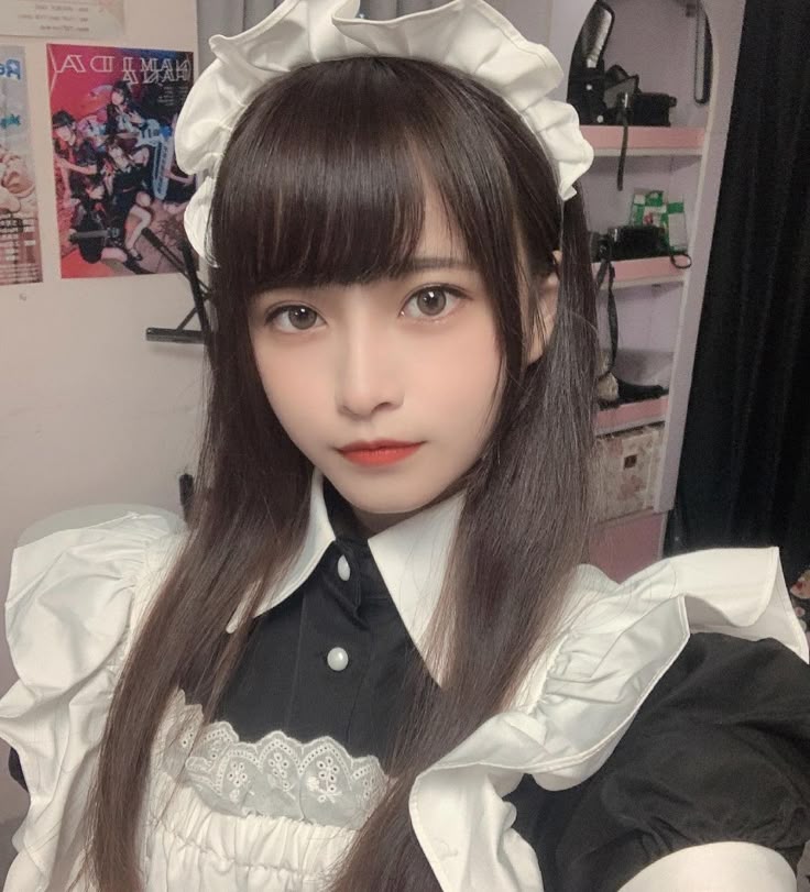 Maid Outfit Maid Dress Female Pose Reference Maid Uniform Cute