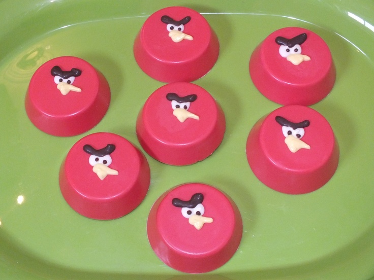 Angry Bird Chocolate Covered Oreos