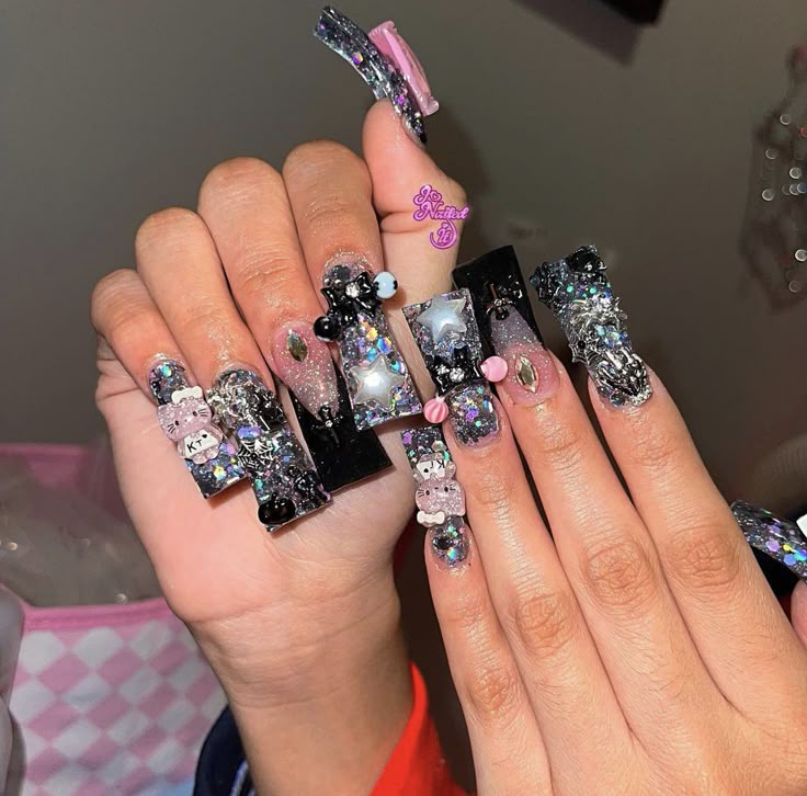Pin Oleh Tootie🍭 Di Claws