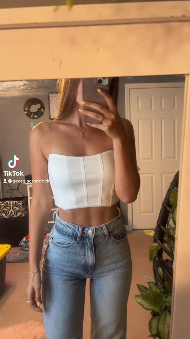 Tik Tok Date Night Tik Tok Outfit Inspo Tik Tok Inspo Corset Top Jeans Air Force 1s