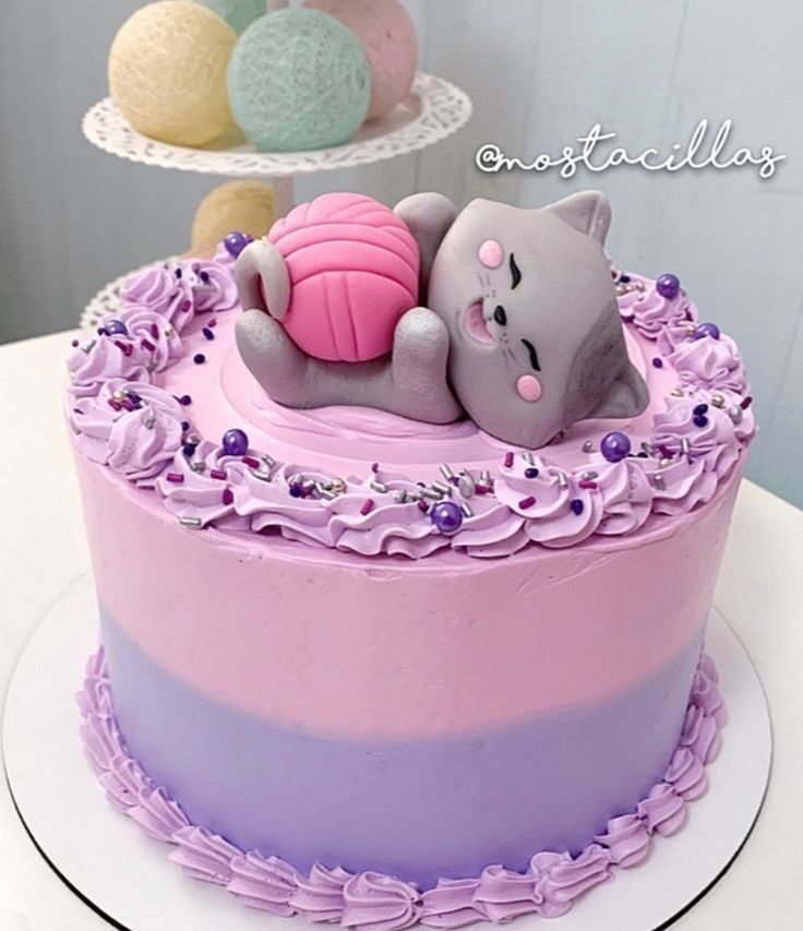 Cute Kitten Cake For Cat Lovers