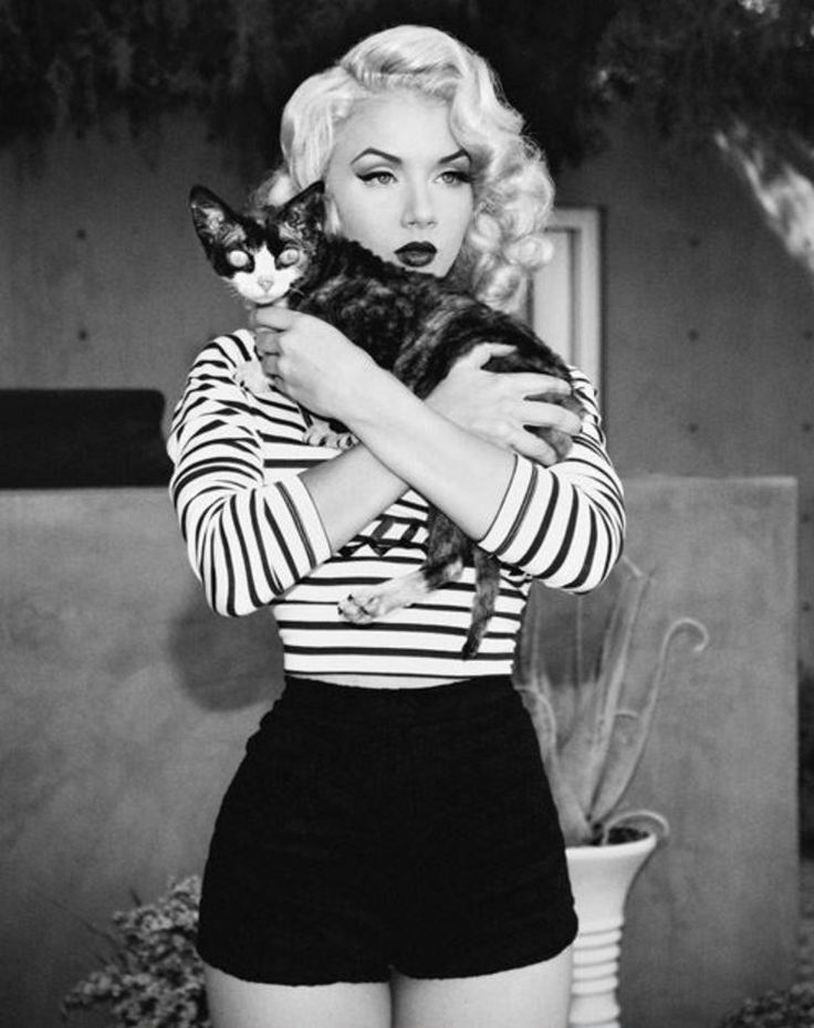 Miss Mosh Miss Mosh Pin Up Mosh