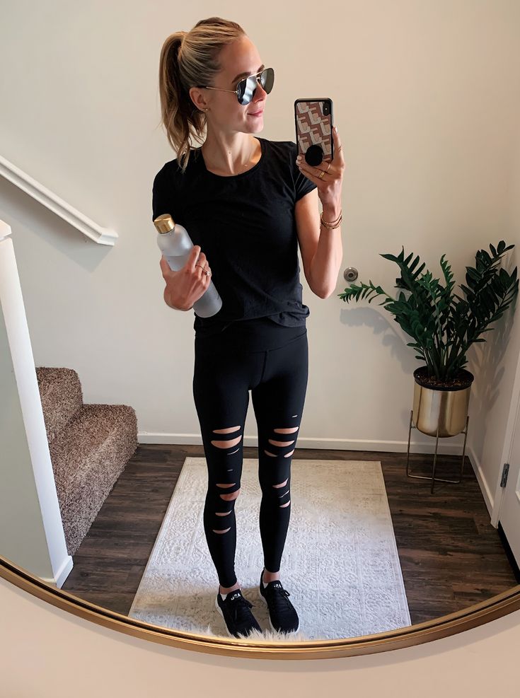 Its No Secret That I Love Ripped Jeans So Of Course When I Found A Pair Of Ripped Leggings For
