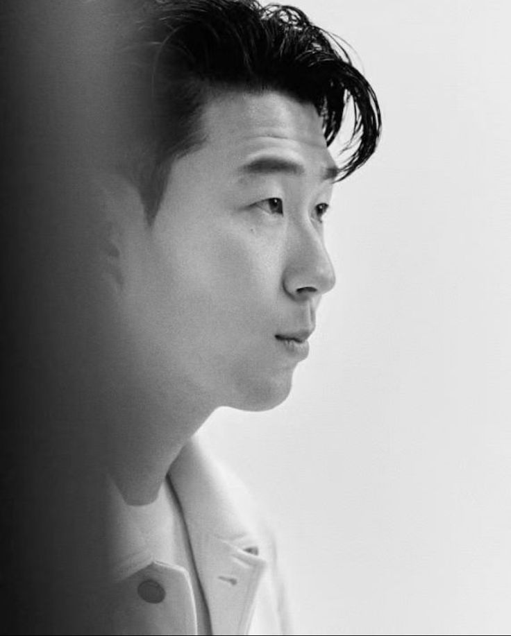 Pin By Claudia Flamingo C On Heung Min Son Sonshining Sons Husband Visual