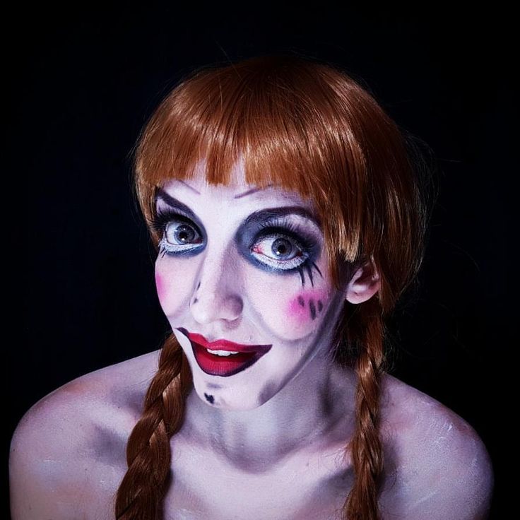 27 Annabelle Doll Makeup Haunted Annabelle Doll Makeup In 2024 Black Eyeshadow Makeup Looks