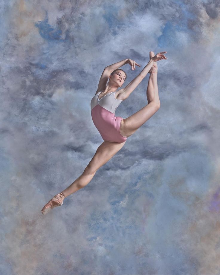Stunning Sophie Beaty Of The Australian Ballet School Captured By Niv Novak 😍💙 In 2021 Dance