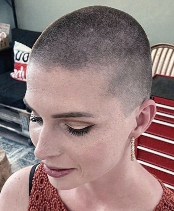 Buzz Cut Women Clipper Cut Buzzed Hair Super Short Hair Bald Women Shaved Head Creative