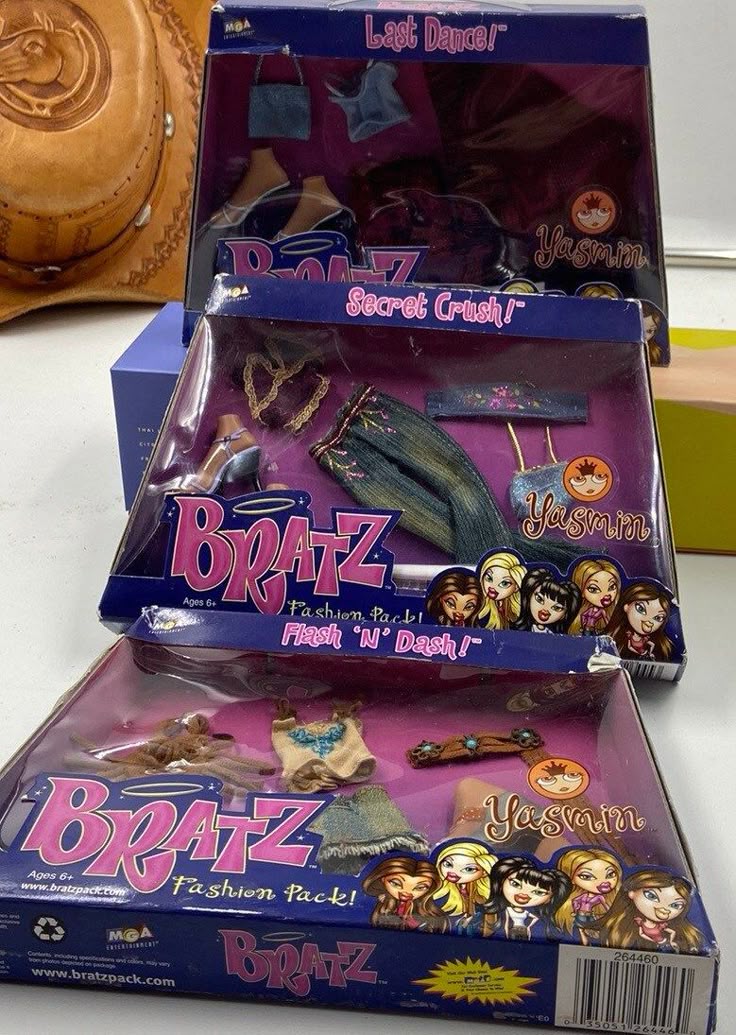 Bratz 2003 New Yasmin Fashion Packs Flashn Dash Last Dance And Secret Crushbratz Dollsbratz