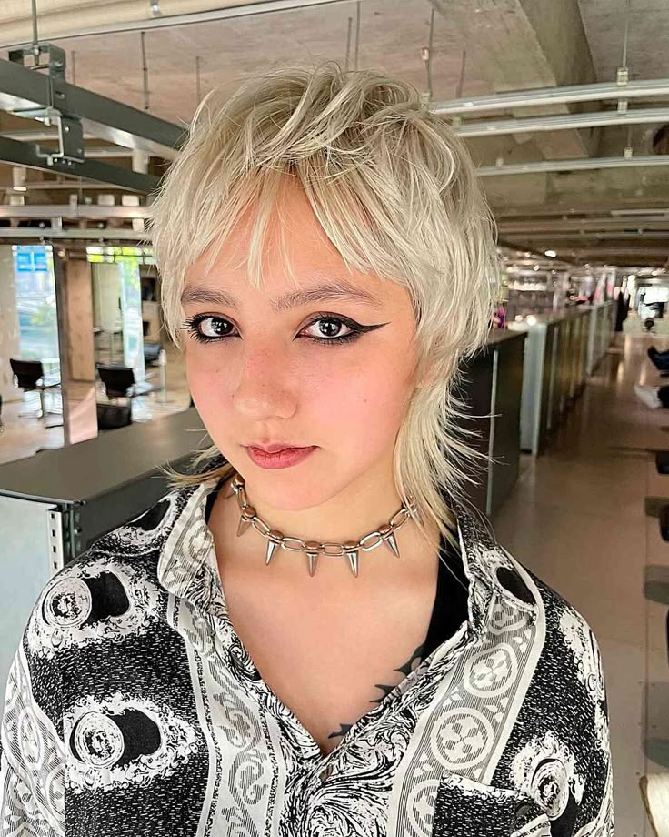 32 Cutest Short Shaggy Haircuts For Fine Hair To Look Fuller Short Shaggy Haircuts Haircuts