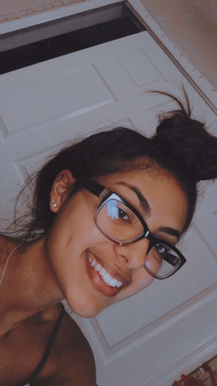 Glasses Messybun Messy Curly Bun Natural Hair Styles Hair Styles