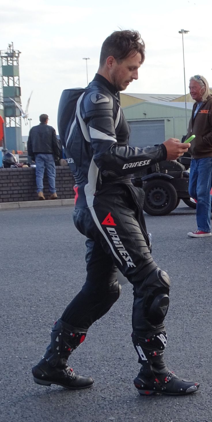 Pin By Leatherlad On Bikers Motorcycle Leathers Suit Motorcycle
