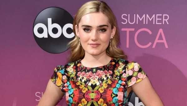 Meg Donnelly Biography, Age, Height, Boyfriend, Net Worth | Meg ... Meg Donnelly Biography, Age, Height, Boyfriend, Net Worth | Meg ...