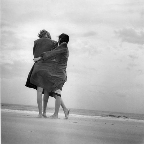 Beach Couple Mid 1950s Photo Couple Beach Couples