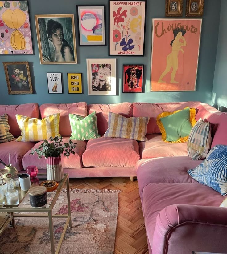 Jan Skácelík On Instagram 〰️ Cute Living Room From Spacelikethis ” Decoração De Casa