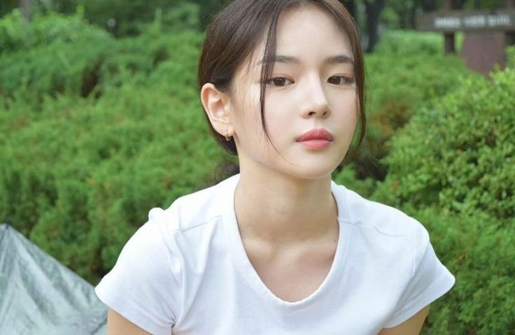 Shin Se Kyung Cute Avocado Girl House Young Models Pose Reference Photo Korea Fashion