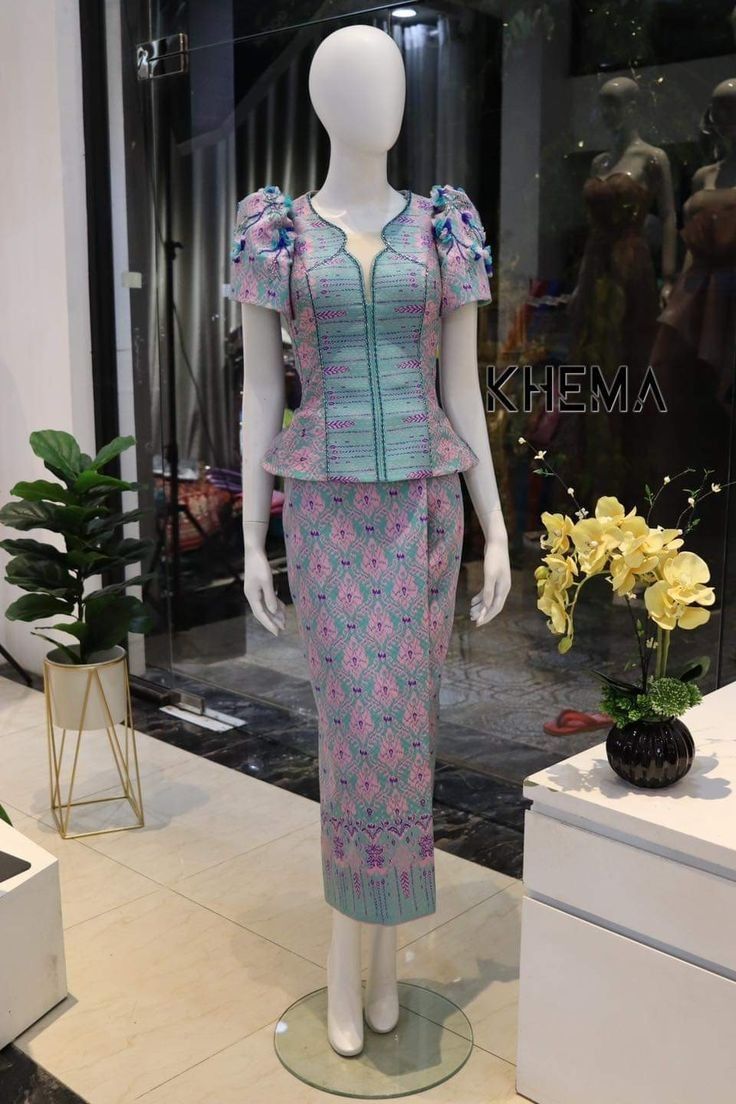قنادر جنتي مجلة الأسره والطفل باترون وتعلم خياطه Traditional Dresses Designs Women