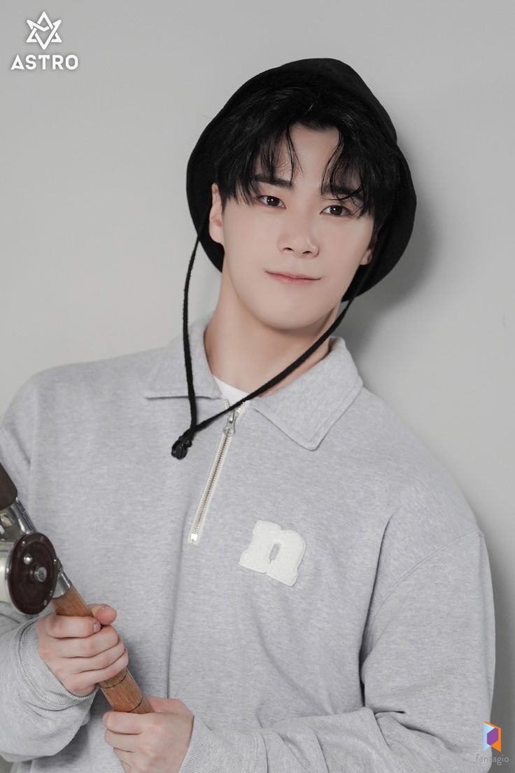 ”when The Cold Wind Blows I Think Of Moonbin” Photoshoot Astro Moonbin Oppas Estrellas Chicas