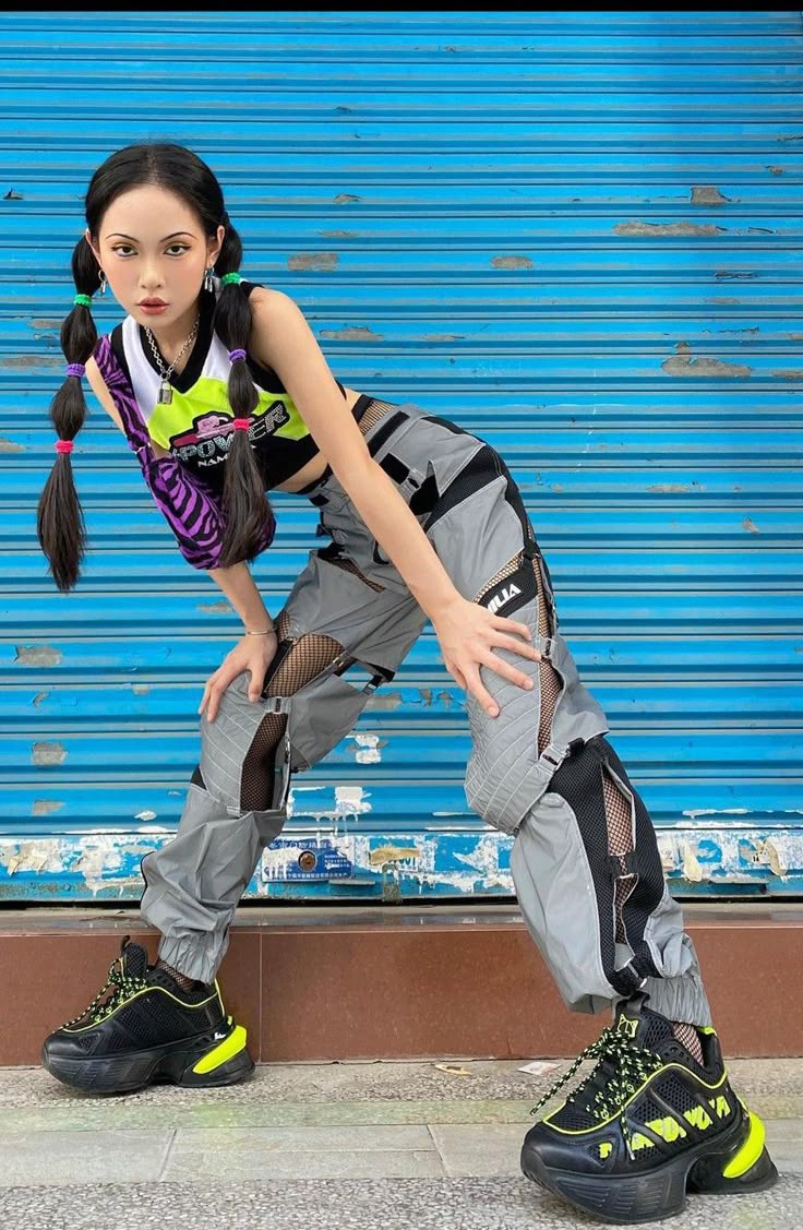 Pin By ㅇㅅ On Pose Action Pose Reference Female Pose Reference Human Poses Reference