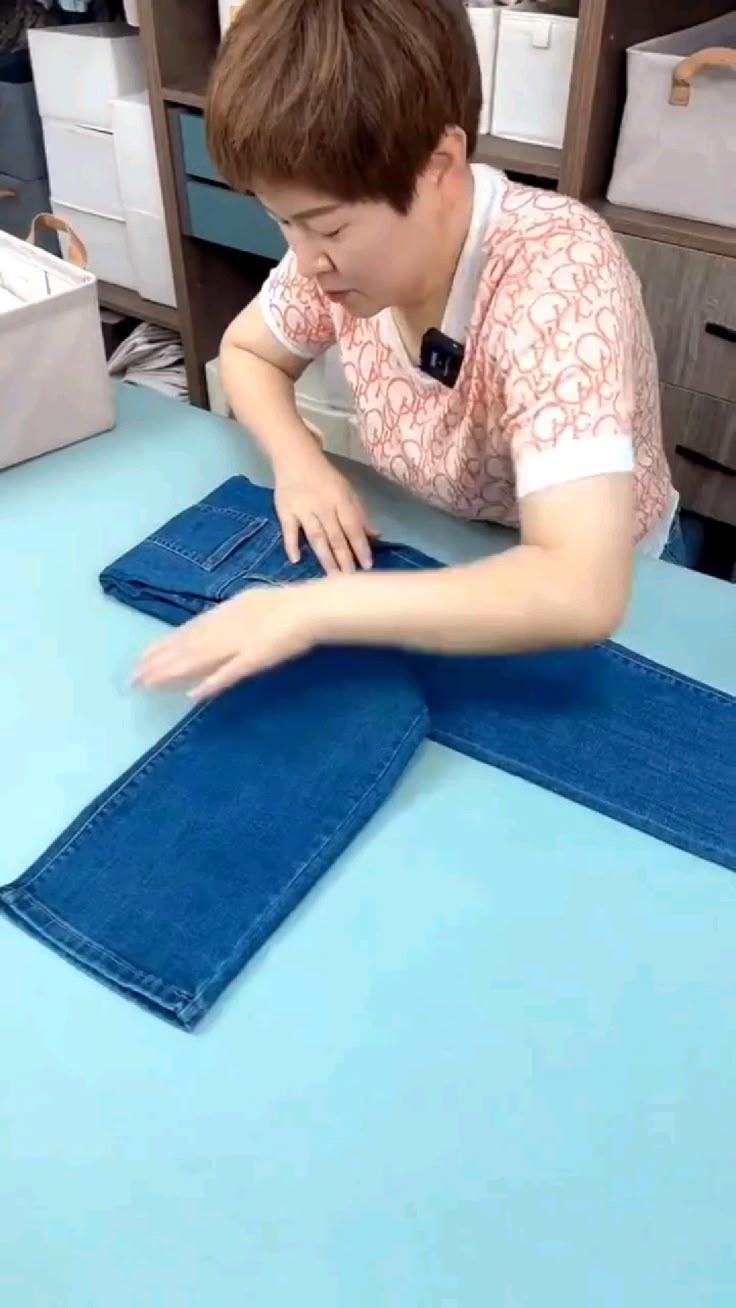 Clothes Folding Methods Packing Hacks Clothes Diy Clothes Folding Clothes