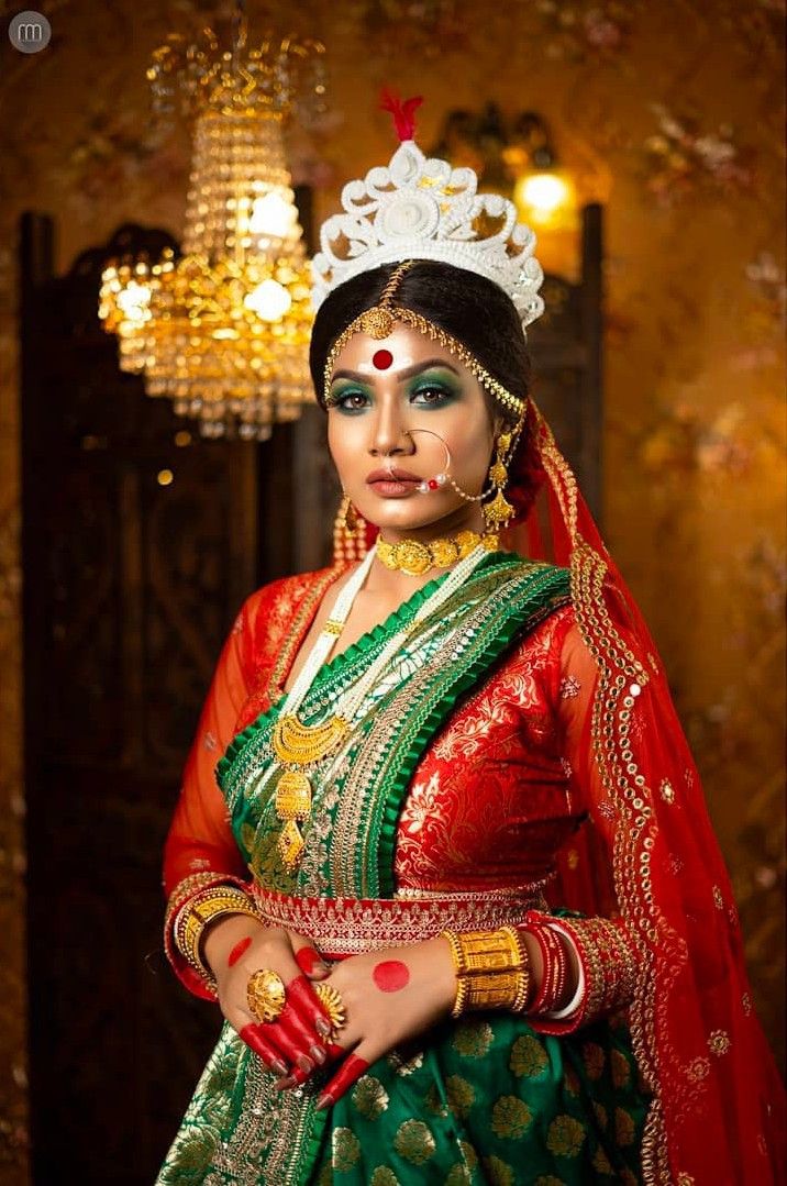 Pin By Trisha Sarkar On Bengali Bride Indian Bride Makeup Bengali Bridal Makeup Bengali Bride