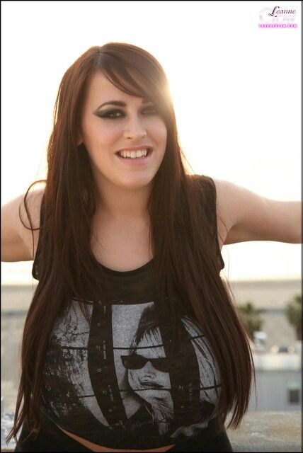Épinglé Sur Beautiful Curvy Women Leanne Crow