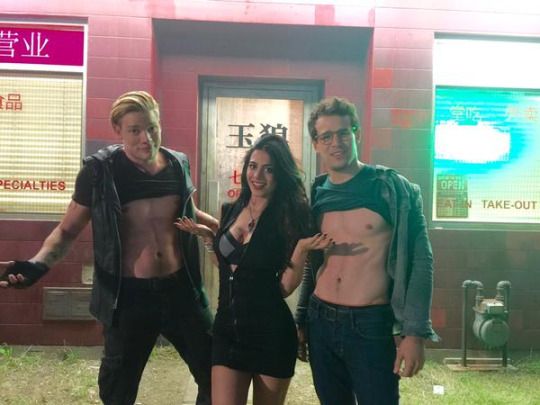 Idris Brasil Shadowhunters Shadow Hunters Clary And Jace