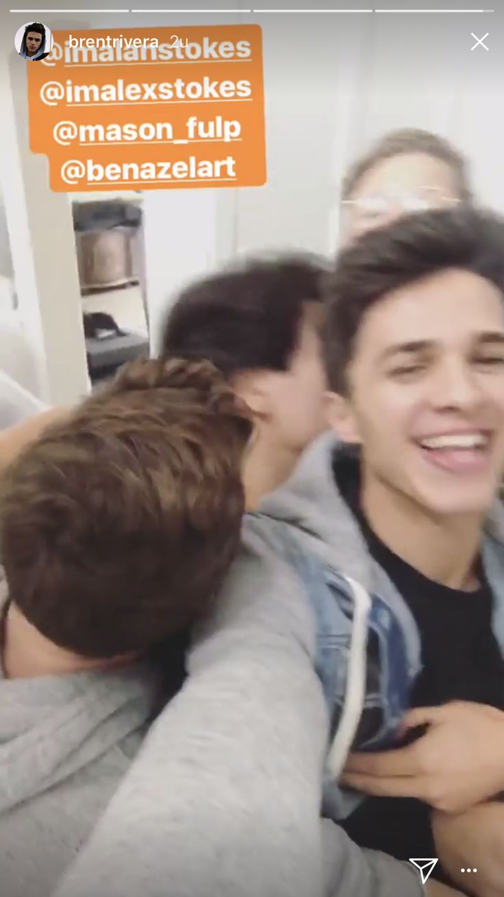 Pin Van πΉππ’ππ‘ππΉ Op Brent Rivera οΈ