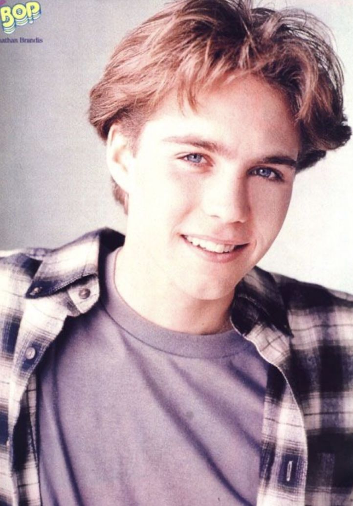 Pin By Nostric On Jonathan Brandis Brandis Jonathan Teen Celebrities