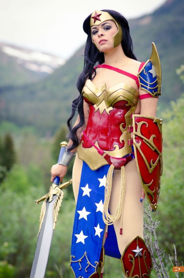 475 Best Wonder Woman In Various Forms Images On Pinterest Wonder