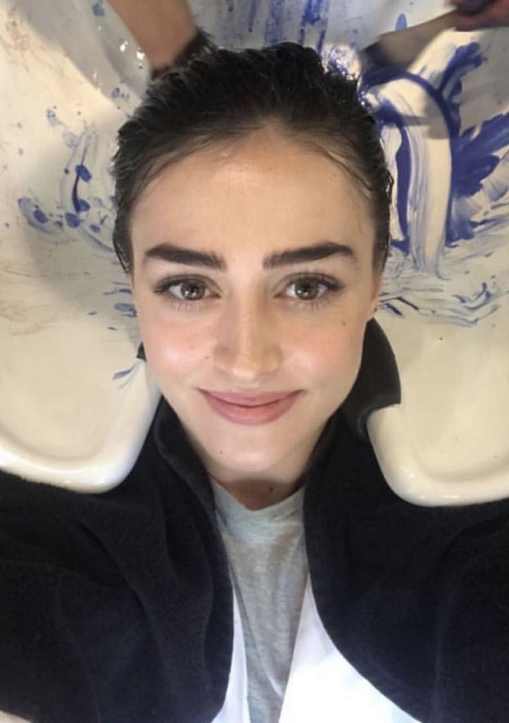 Esra Bilgiç Beauty Shoot Professional Portrait Photography Girls Makeup